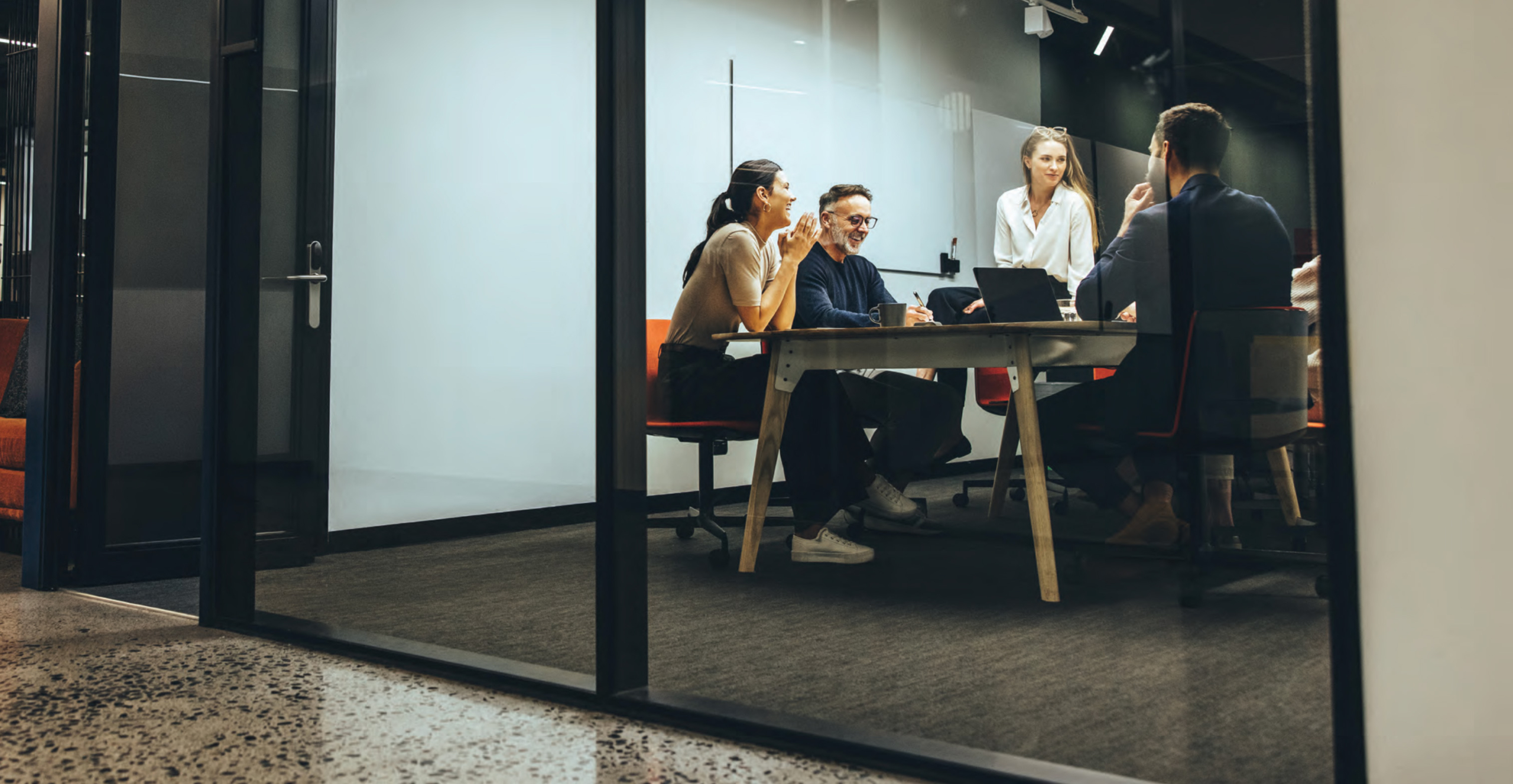 Hybrid Work: A Benchmark Study in Global Workspace Usage - Relogix